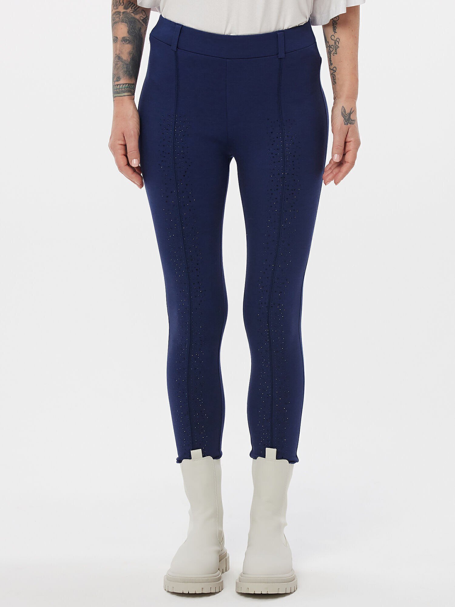 Courtelle Jersey Hose Luxury Crystal 2 Alle Produkte Ansehen
