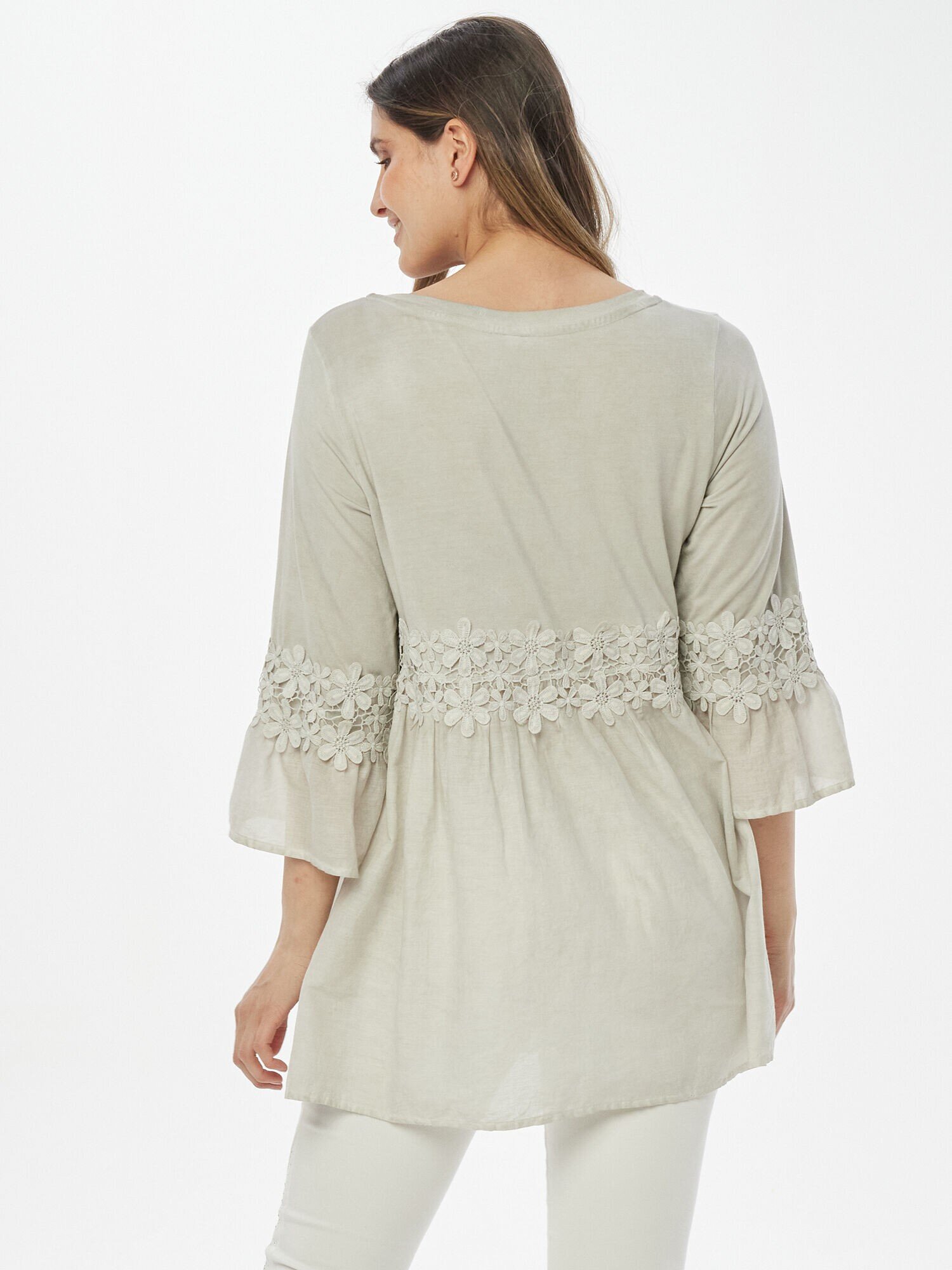 Bluse Oil Dyed mit Blütenband - Die neue F/S Kollektion - Body Needs ...